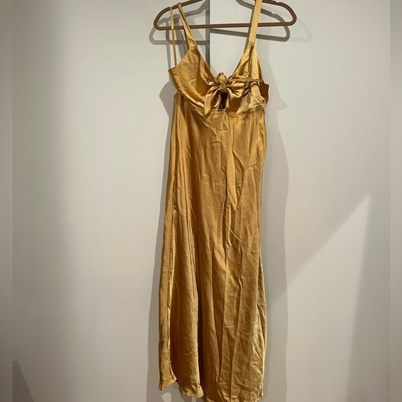 Selfie Leslie | Dresses | Selfie Leslie Midi Dress | Poshmark